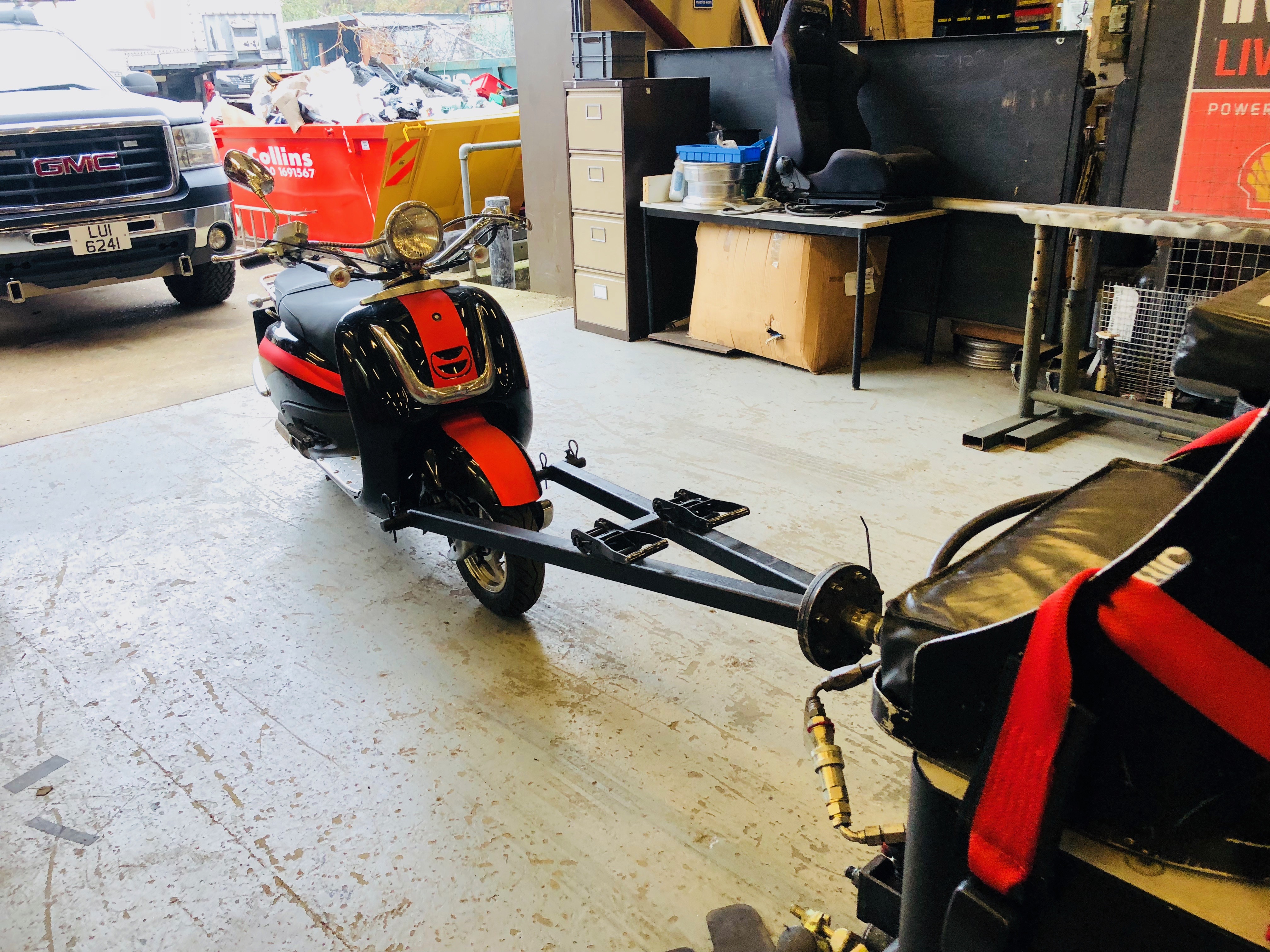 Motorcycle and Bicycle Banking Rig - Bickers Action