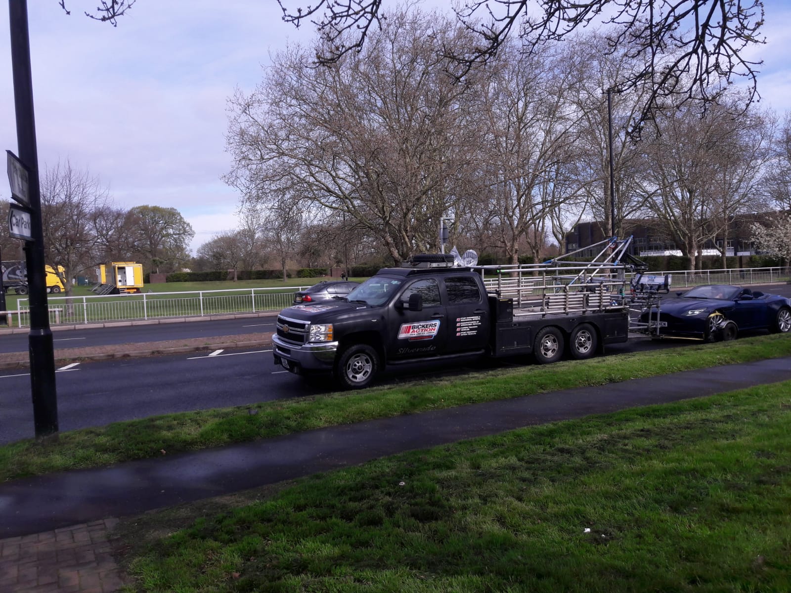 Tracking Tow Dolly - Bickers Action