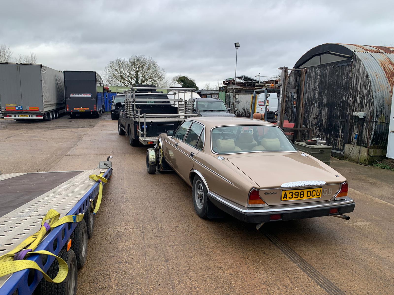 Tracking Tow Dolly - Bickers Action